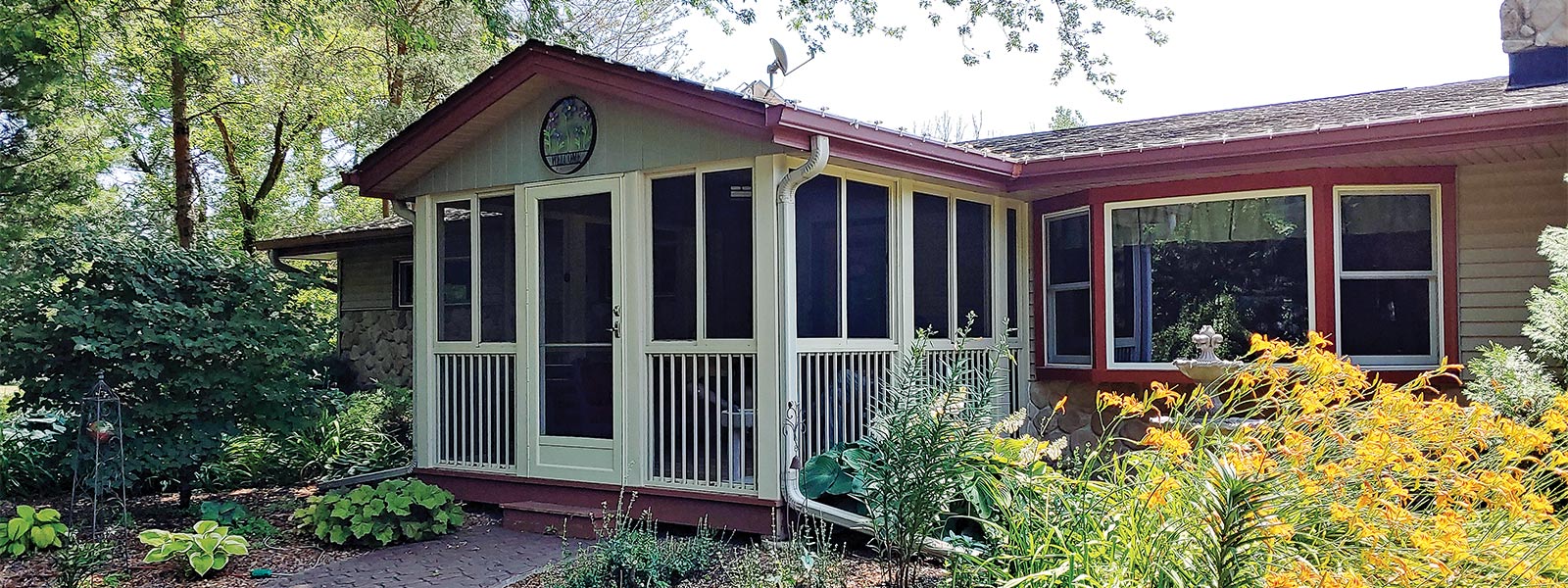 Sunroom and Screen Room Additions | Patio Enclosures Canada